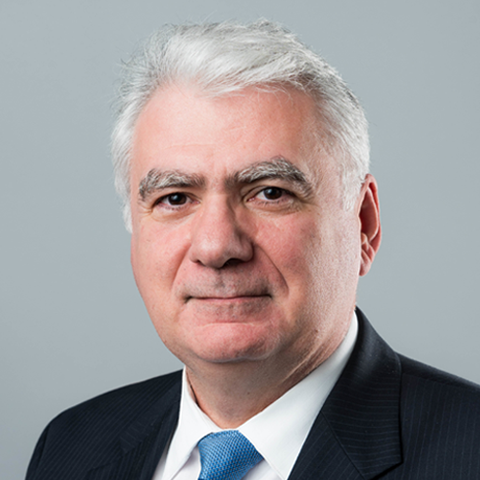 Economics for Business (self-paced online) | MIT Sloan Executive Education